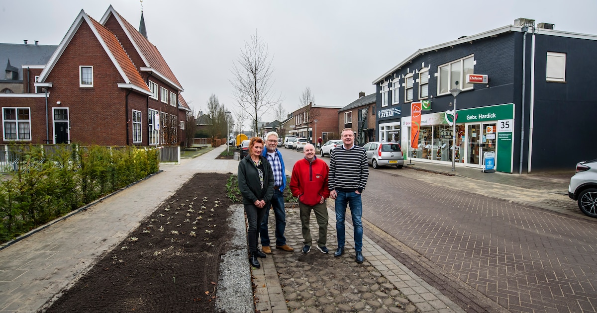 Ooit sjofele boel, nu prachtig: ‘Glanerbrug heeft dorps­straat­je terug ...