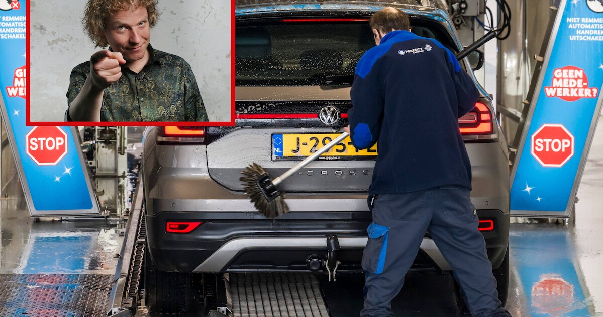 Een spannend avontuur in de wasstraat: ‘Gaan die borstels wel omhoog ...
