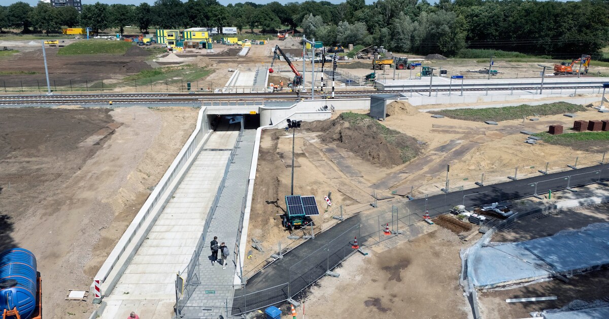 Ongeloof om ongeduldige spoorlopers in Raalte: ‘Ze springen er gewoon ...