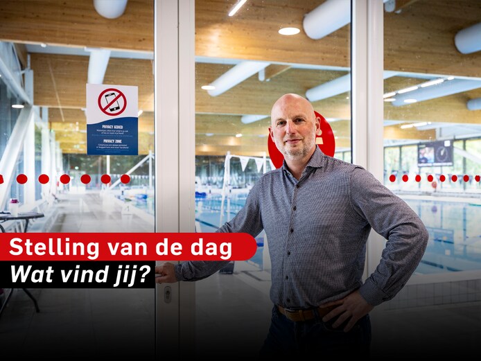 Stelling | Het is logisch dat het Twentebad gebruik van smartphones gaat verbieden | Home ...