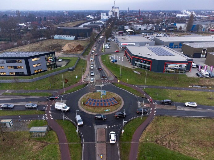 Rotondes of toch 'ouderwetse' kruispunten? 'Soms stroomt een rotonde ...