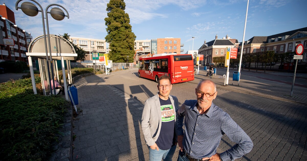 'Dit busstation in centrum Almelo is compleet overbodig' | Almelo ...