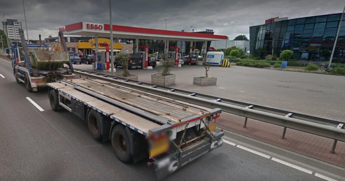 Bij tankstation Esso in Almelo zit nu ook een Spar-winkel | Almelo ...