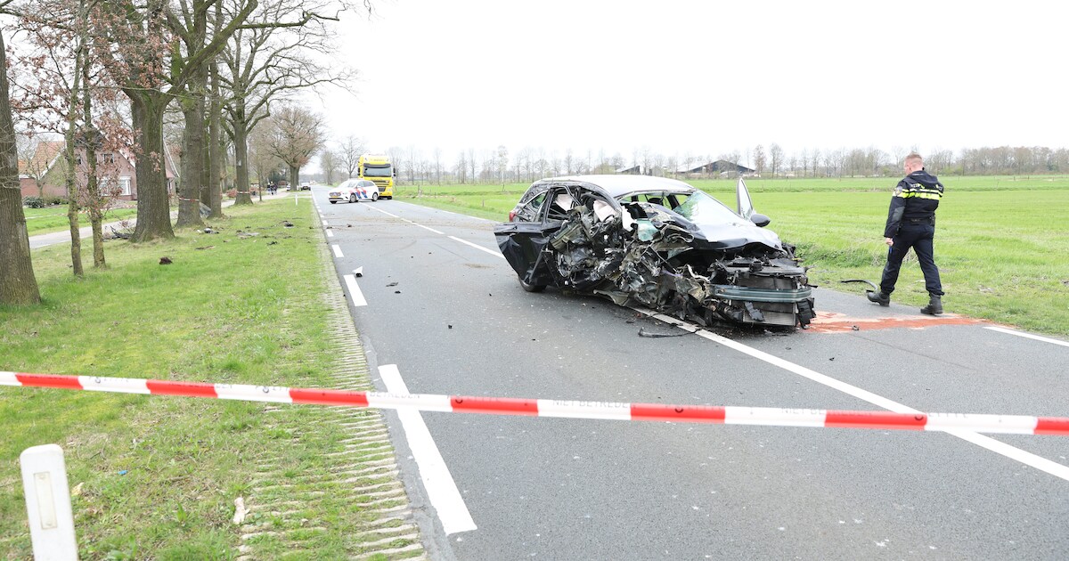 Ernstig ongeval in Geesteren, bestuurder met spoed naar ziekenhuis | Tubbergen | tubantia.nl