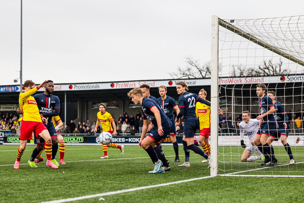 Uitslagen, doelpuntenmakers én wedstrijdverslagen amateurvoetbal ...