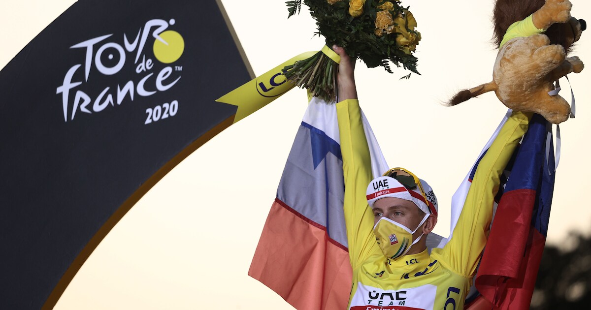 Hengeloër vond het tijd voor ’n boek over Tadej Pogačar: ‘Hij wint ...