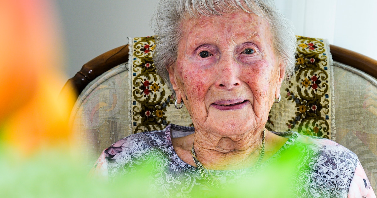 Hoe de 100-jarige Dinie Talman haar dochters een kans gaf die ze zelf ...