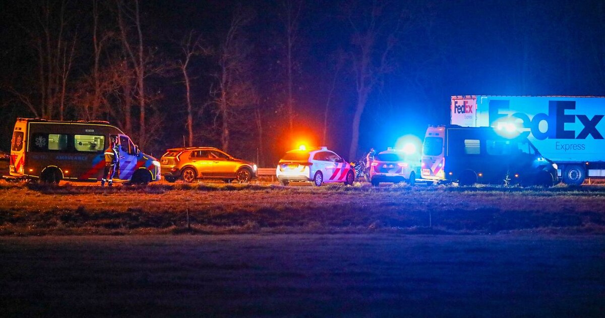 Vrouw (76) omgekomen bij botsing op de A50 bij Vaassen | Apeldoorn | Tubantia.nl