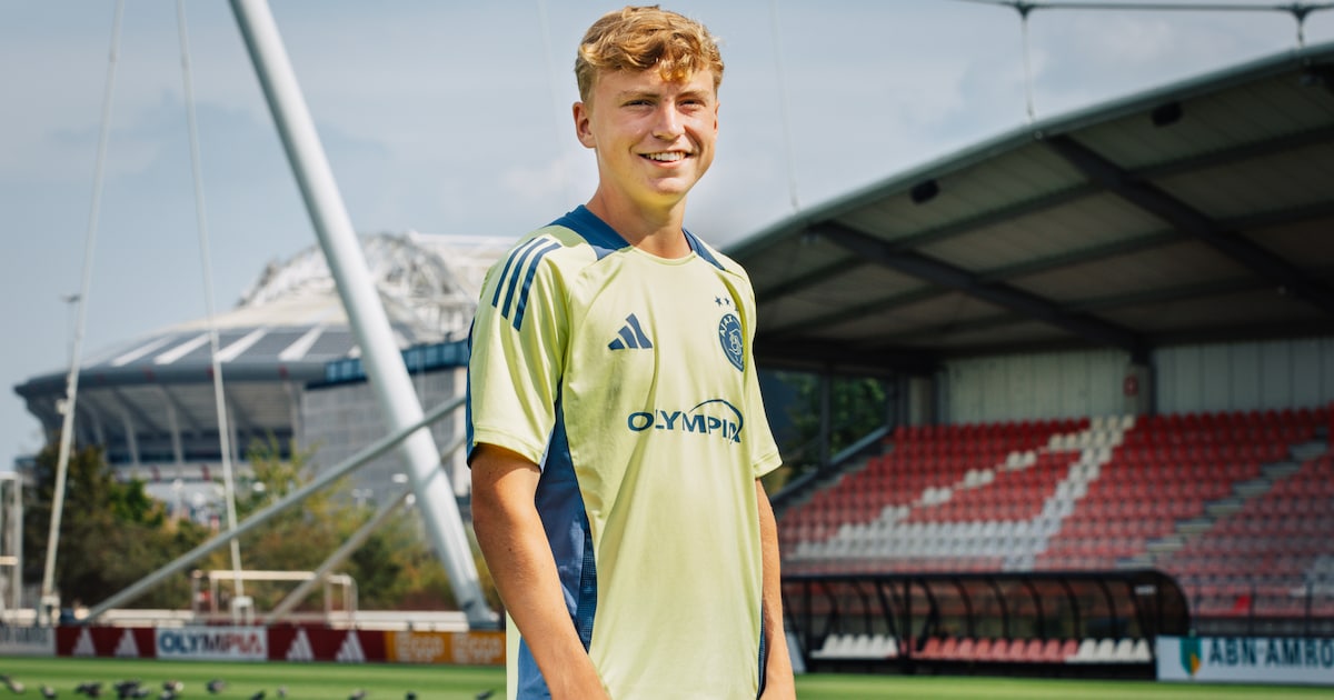 Introverte Tijn uit Oldenzaal bij Ajax tussen dominante westerlingen ...