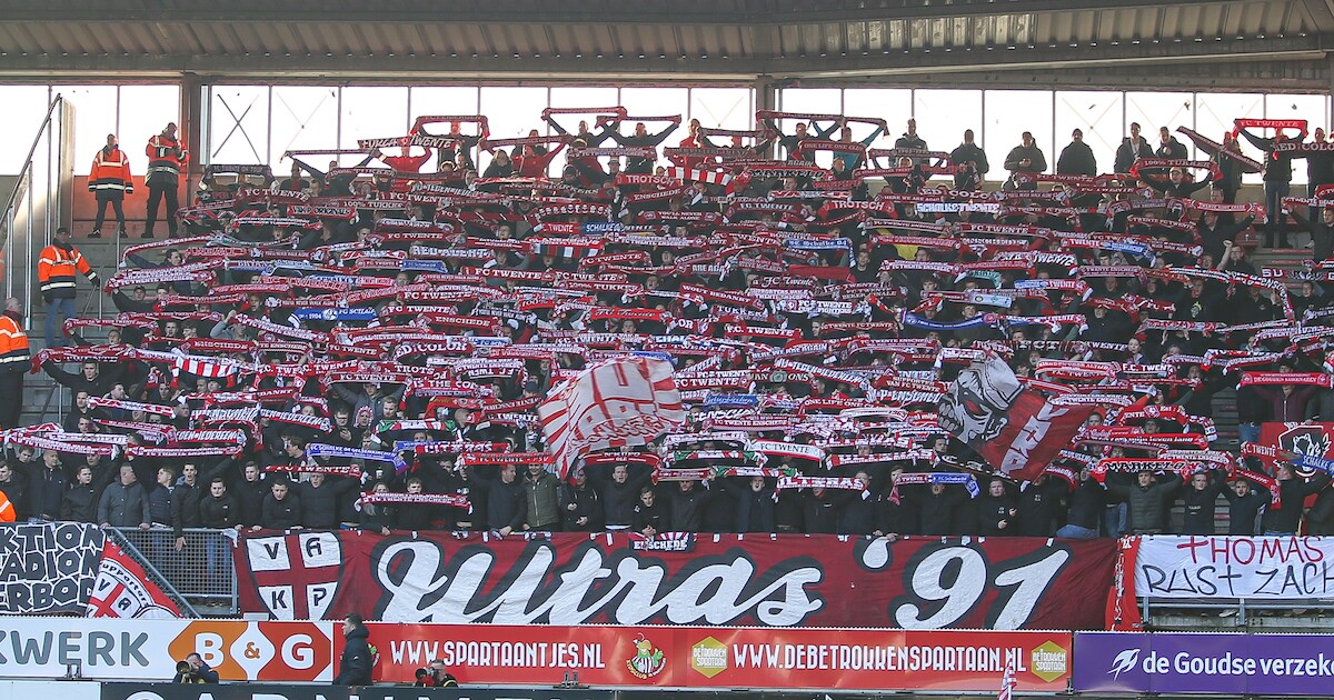 FC Twente-fans massaal naar Eindhoven voor laatste afspraak van het ...