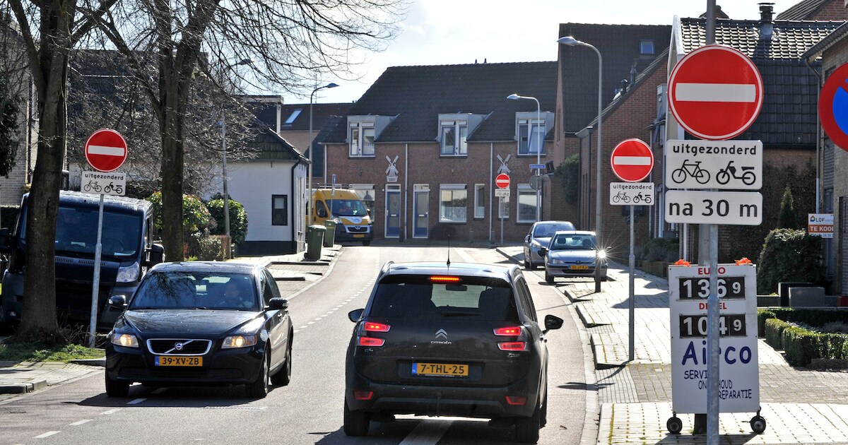 Wethouder onderzoekt ook terugdraaien eenrichtingsverkeer Molenstraat ...