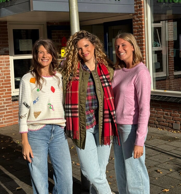 Twentse juf duikt op in Sinterklaasjournaal, leerlingen vinden het ...