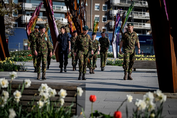 Ook ziekenhuizen bereiden zich voor op oorlog: Defensie haalt banden met MST Enschede aan ...