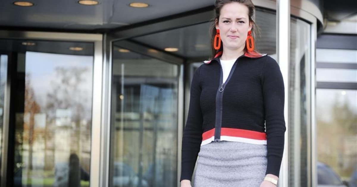 Bewaking gevangenis Zutphen vraagt Enschedese advocate broek uit te ...