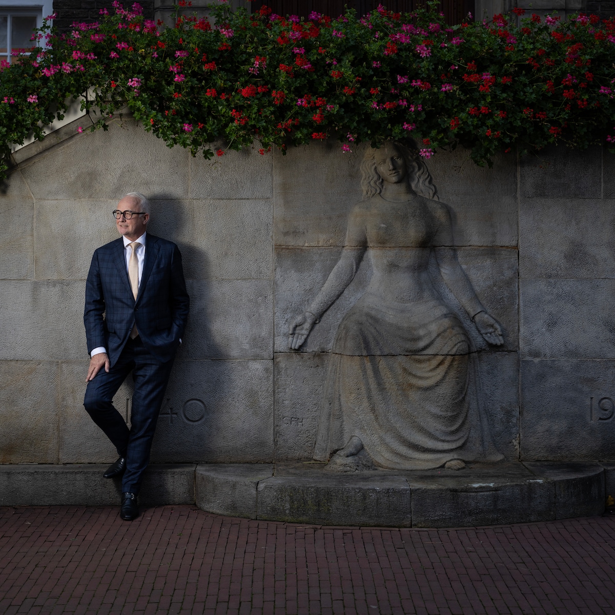 Gerard van den Hengel vond in Twente de rust om zichzelf te zijn ...