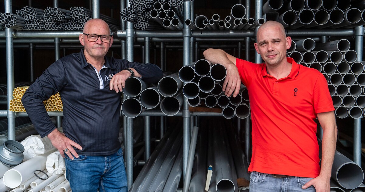 Bijzonder: vader mag na 50 dienstjaren met pensioen; zoon is op de ...