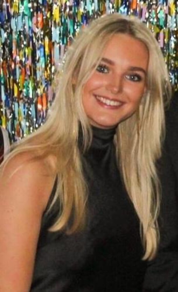 Val op eerste skidag wordt Fleur (21) noodlottig: ‘Een half uur nadat ...