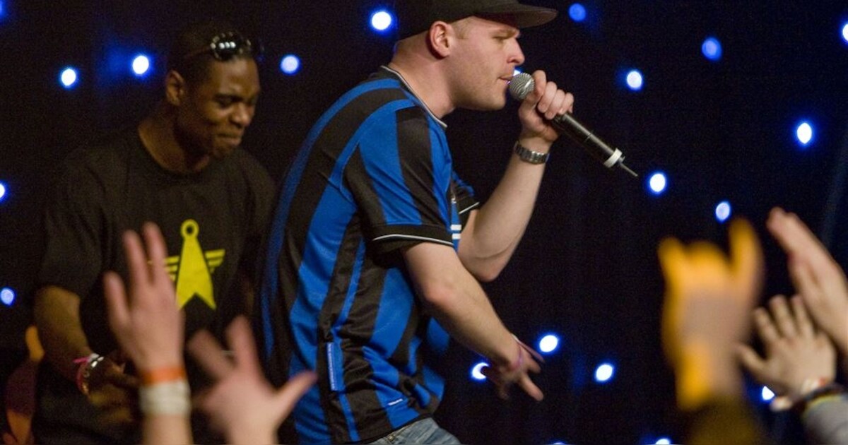 Rapper Sticks houdt zondag battle over straattaal in TwentseWelle ...