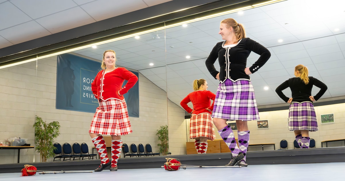 Kilt aan en gaan: Bridney (24) danst op traditionele muziek uit ...