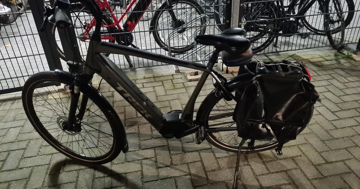 Zit uw gestolen fiets hiertussen? Politie pakt fanatieke fietsendief in ...