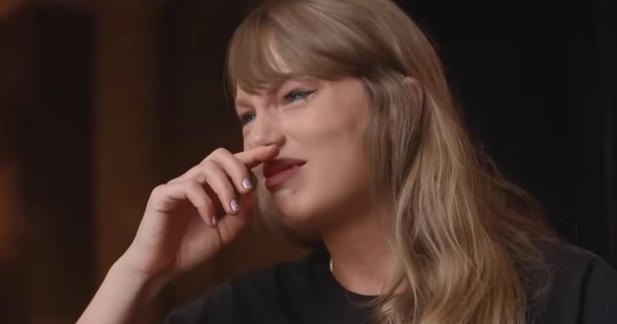Taylor Swift in tranen na gesprek met families van jonge slachtoffers ...