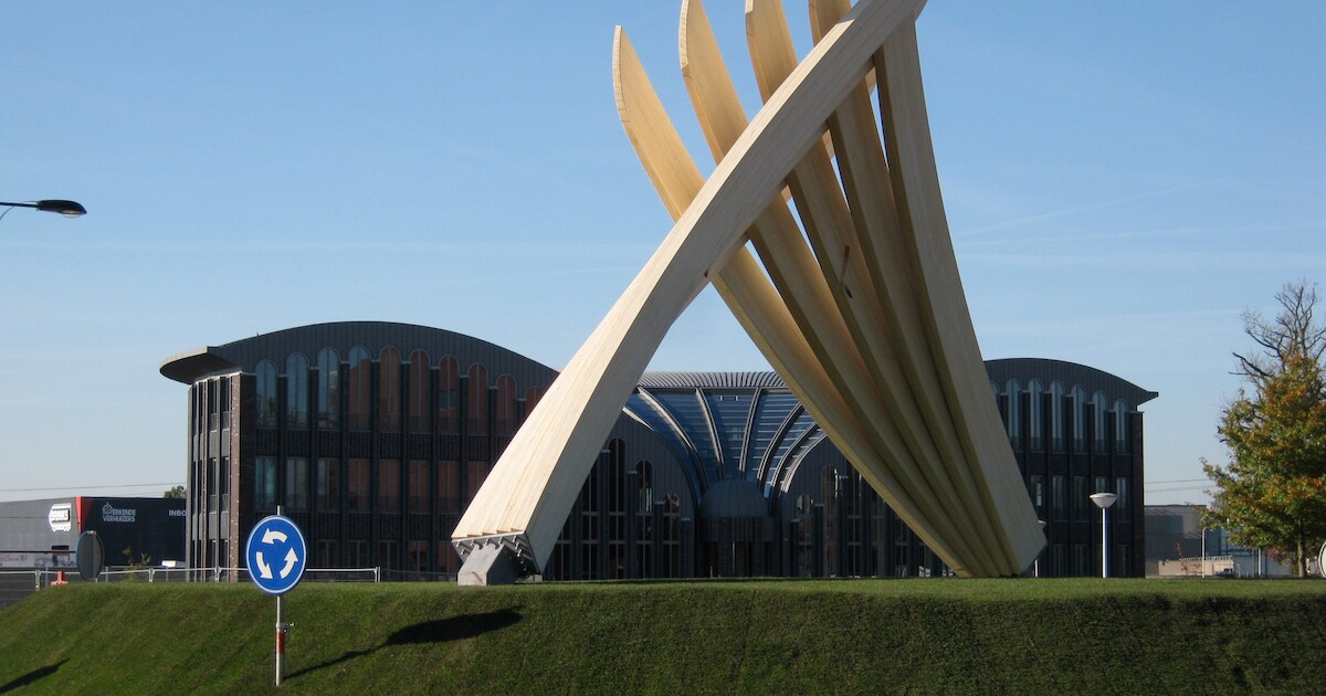 Bornse kunstenaar zoekt plek voor ‘kleine broertje’ van dit bekende ...