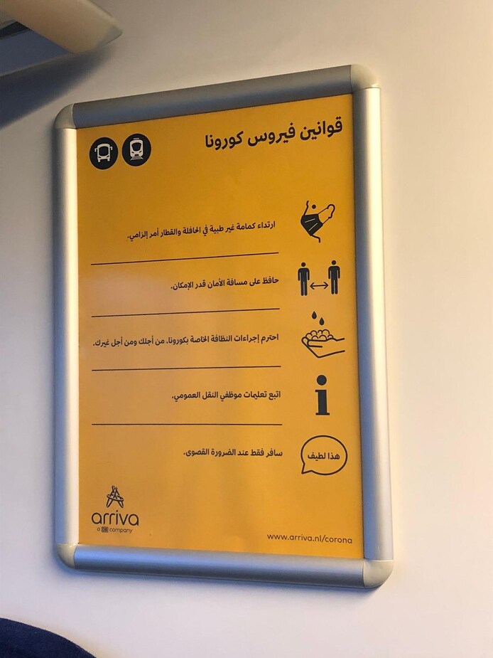 Forum voor Democratie wil eind aan Arabische posters in trein naar Almelo | Almelo | tubantia.nl