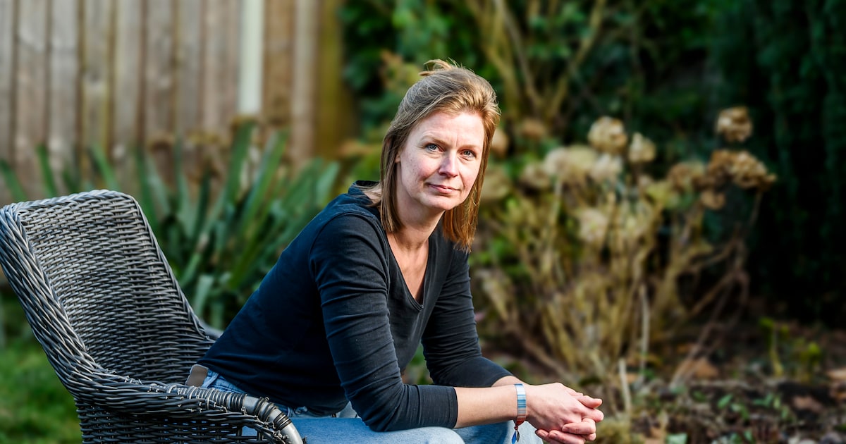 Enschedees raadslid was vijf maanden afwezig, maar kreeg wel doorbetaald: waarom ze nu 500 euro ...