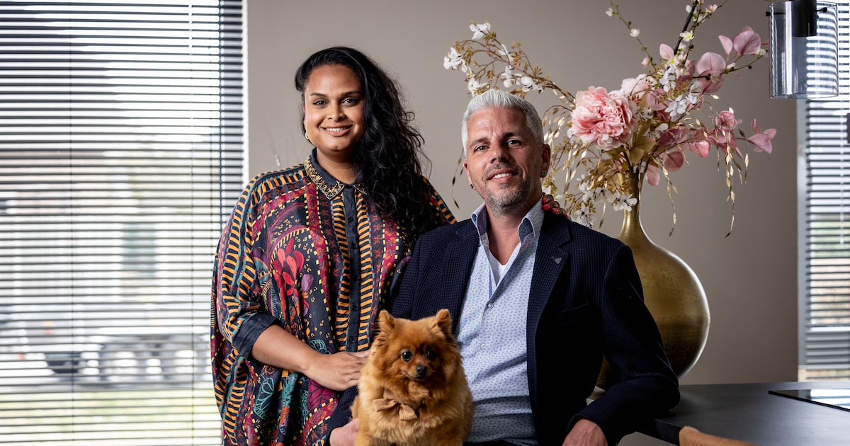 Amisha en Jeroen uit De Lutte helpen bij uitvaarten, maar dan net even ...