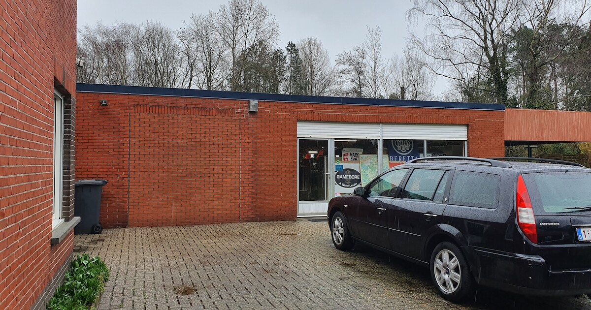 Overvallen wapenhandelaar zag daders dag eerder al in de zaak: ‘Ze ...