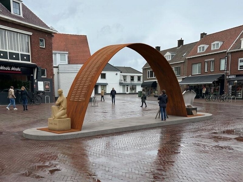 Plan voor nieuw oorlogsmonument in centrum van Goor: ‘Dit hoofdstuk ...