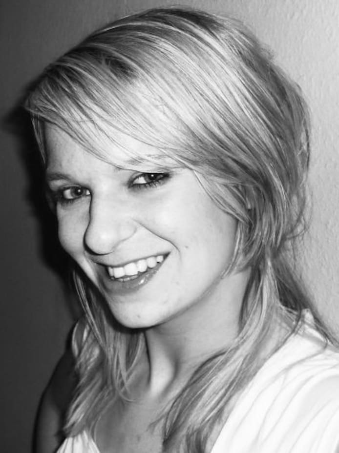 Daniëlle Bakhuis: gek op schrijven over verliefd zijn | Almelo e.o ...