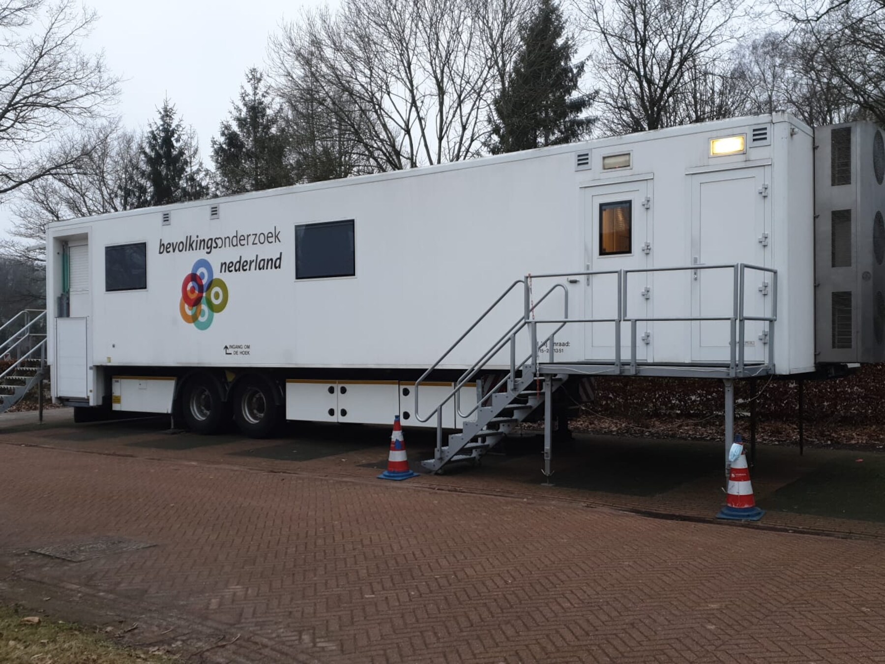 Zwembad De Kolk in Wierden blijft open, maar toekomst onzeker: ‘Roeien met de riemen die we ...