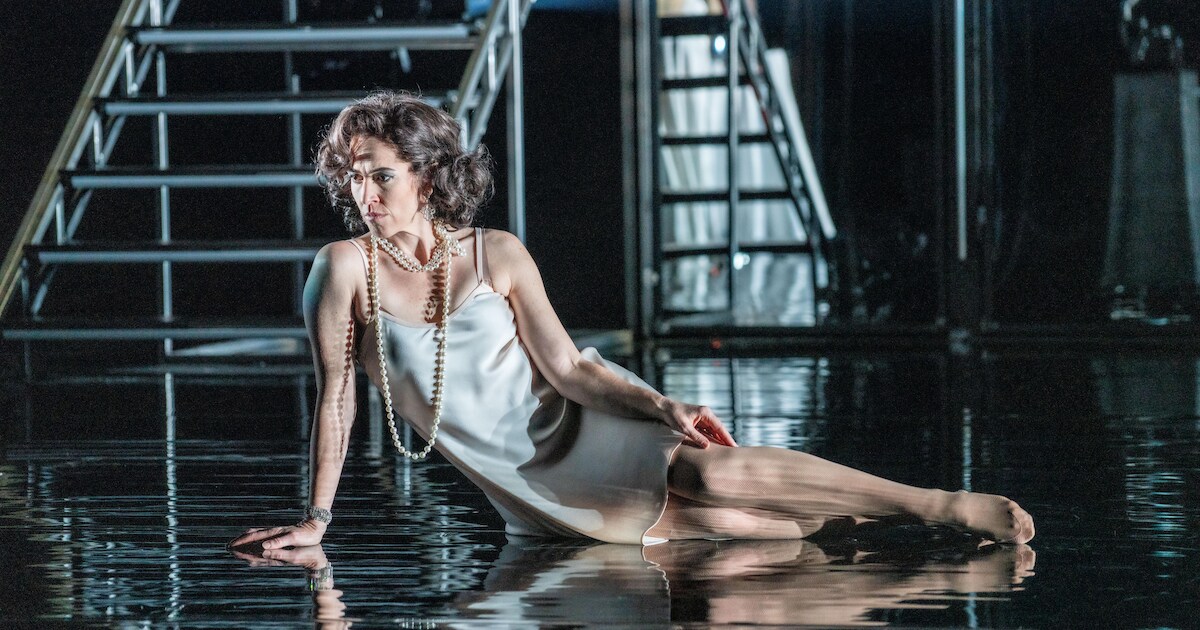 Seksschandaal uit Engeland herleeft in Enschede, met een heuse ‘pijp ...