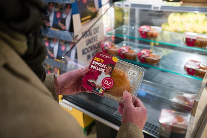 Wat moet Debby van der Zande in het koelvak bij de Jumbooo? | Oldenzaal ...