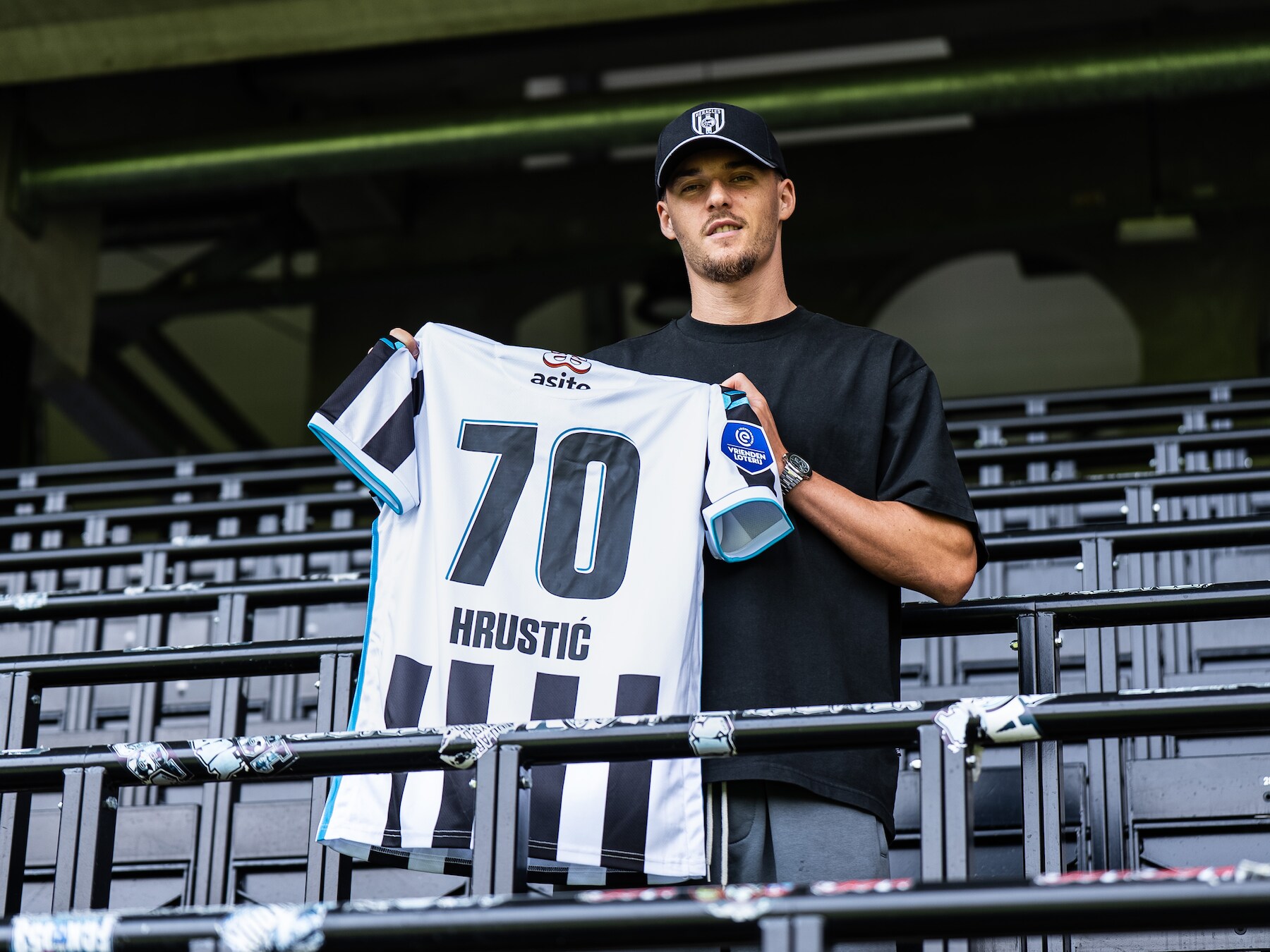 Heracles Almelo verliest besloten oefenduel; Sibum kiest voor Timo Jansink als eerste doelman ...