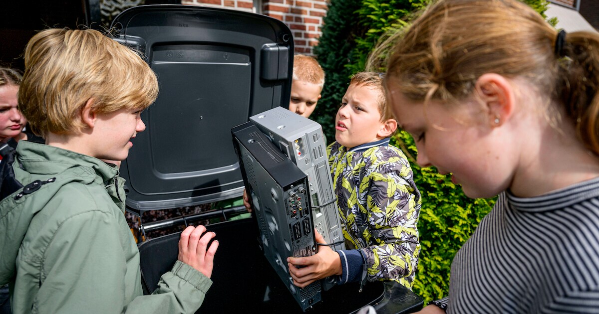Afgedankte snelkoker of kapot mobieltje? Jan Ligthartschool in Borne ...