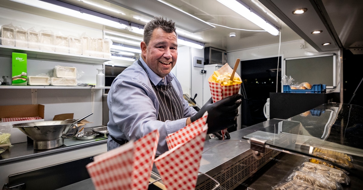 Patrick uit Denekamp kon voor 50ste verjaardag geen frietkar vinden ...