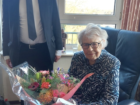 Trijntje (107) was de oudste van Overijssel en genoot tot het einde van ...