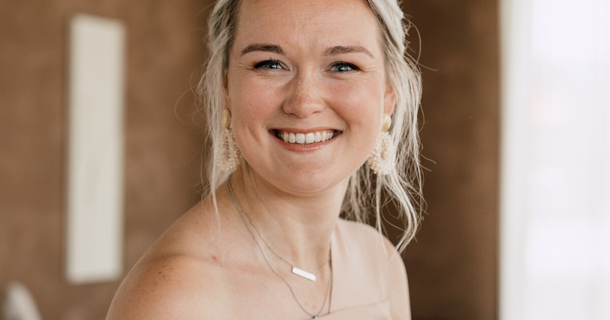 Julia weet hoe jonge vrouwen meer voldoening kunnen halen uit hun werk ...