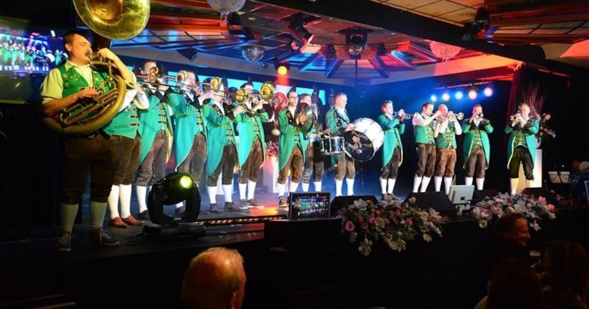 Jan Riesewijk uit Losser grote ster op Oldenzaalse Kadolstergala ...