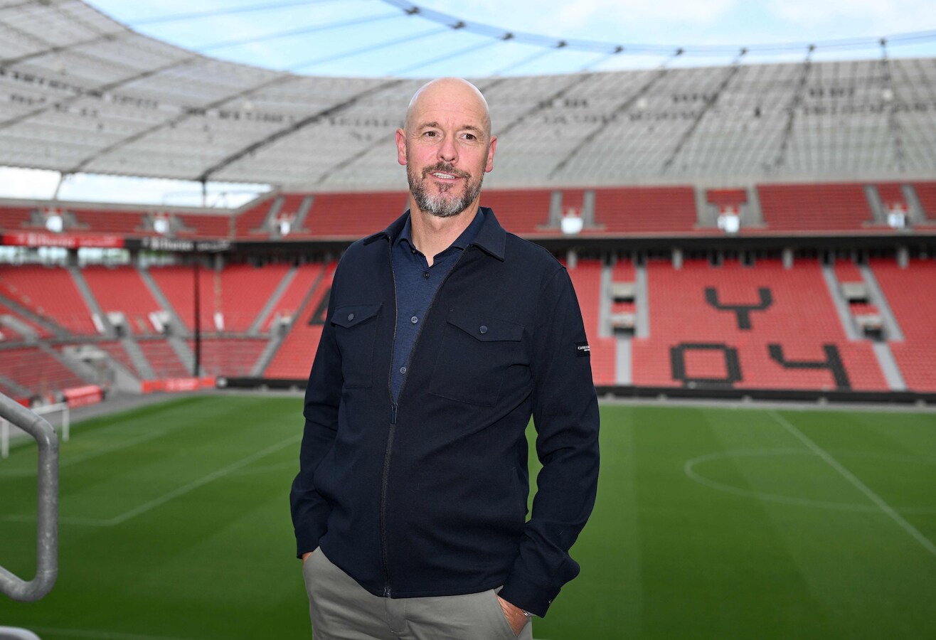 Na de storm bij Manchester United is Bayer Leverkusen een oase van rust voor Erik ten Hag | Foto ...