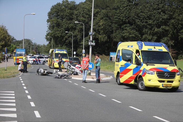 Ernstig ongeval op N734 tussen Oldenzaal en Losser: motorrijder en fietser met elkaar in botsing ...