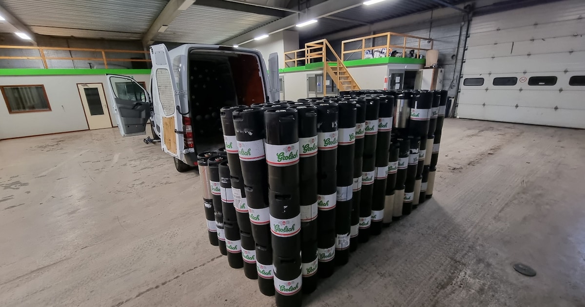 Jongens stelen 274 lege fusten bier uit opslag van Grolsch ...