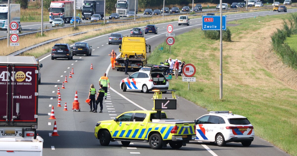 Ongeluk met drie auto’s op de A50 veroorzaakt flinke file richting Zwolle | Apeldoorn | tubantia.nl