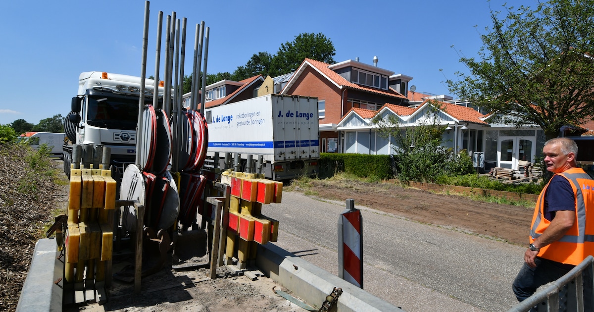 Eerste vluchtelingen nemen intrek in azc Albergen, dorp helpt in stilte ...
