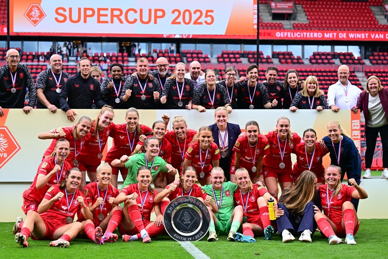 Spectaculaire slotfase bezorgt FC Twente Vrouwen eerste prijs van het ...