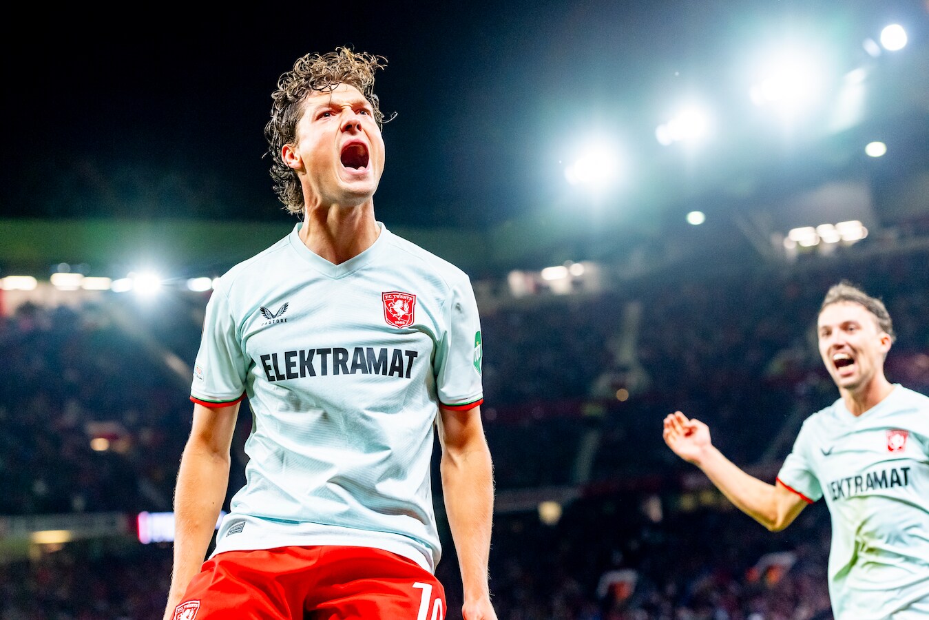 Een jaar geleden was het magische Old Trafford even van FC Twente (en miljoenen mensen keken mee ...