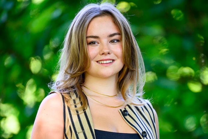 Prinses Ariane heeft middelbare school diploma behaald: ‘De vlag kan ...