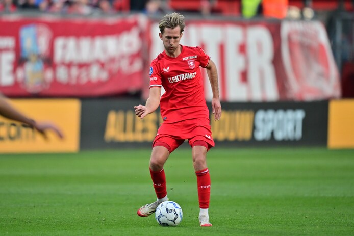 FC Twente verlengt met middenvelder Michel Vlap | FC Twente | tubantia.nl